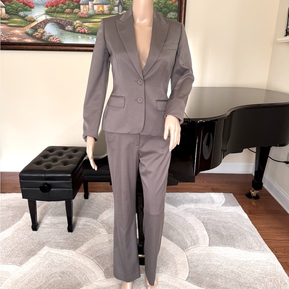 Anne Klein | Pants & Jumpsuits | Ann Klein Pantsuit | Poshmark